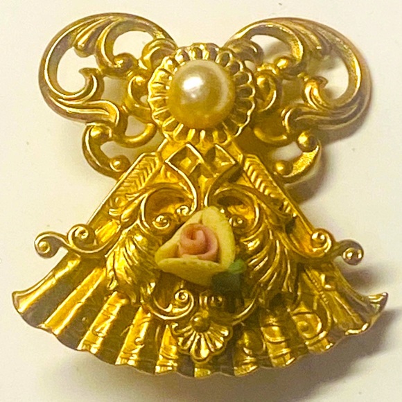 Jane | Jewelry | Vintage Angel Brooch Signed Jane 998 Aol Pin | Poshmark